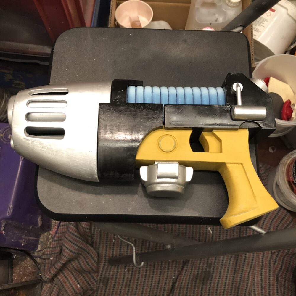 Warhammer 40k Plasma Pistol prop - KirkD